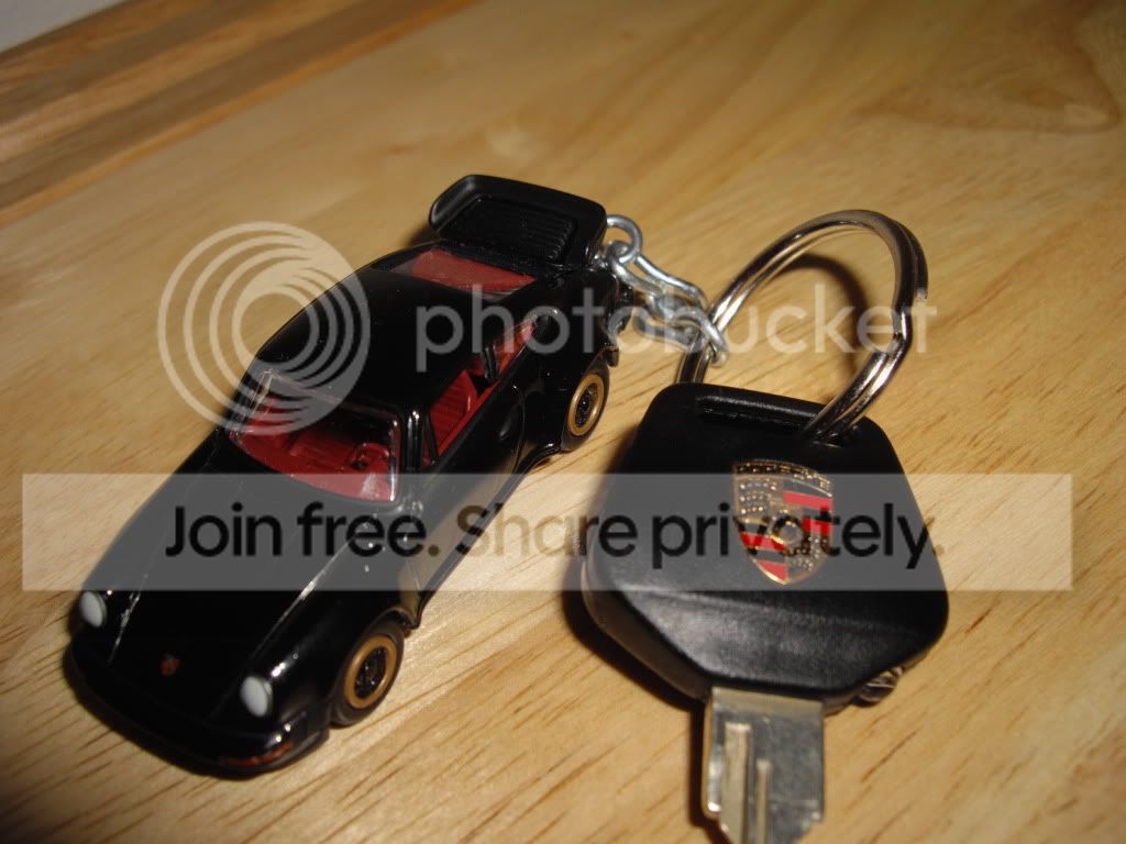 New Porsche key head and key chain - Pelican Parts Forums